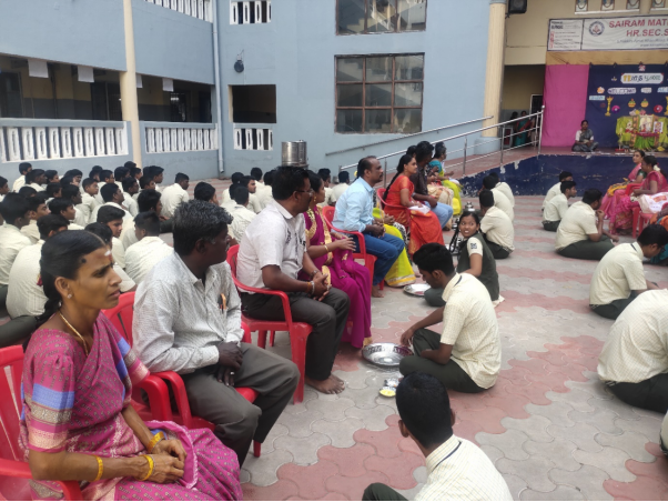 Pada Puja | Worshipping Feet of Parents by Children - Sairam Schools ...